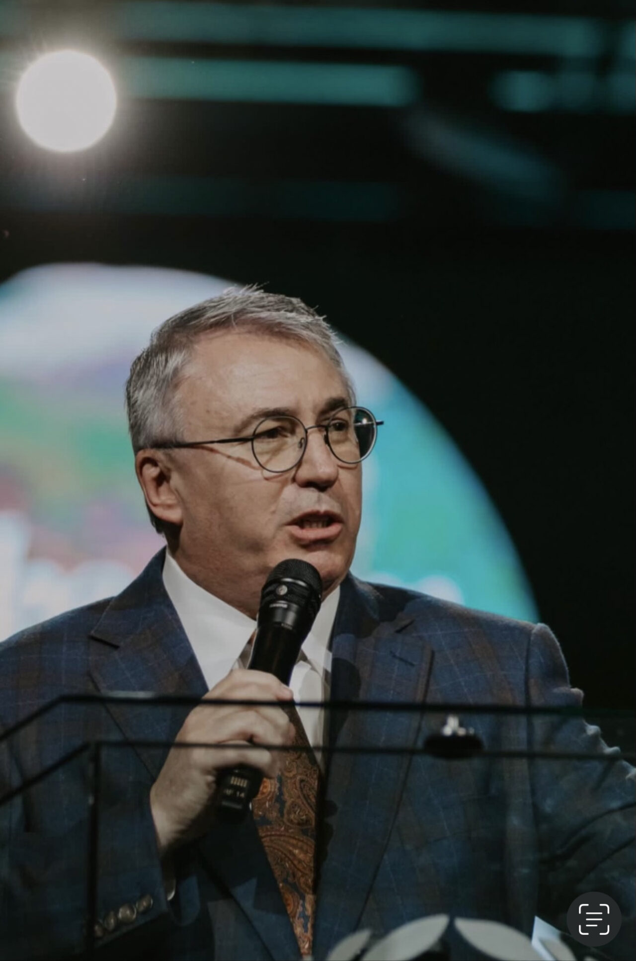 Promotional Pictures | Doug Klinedinst